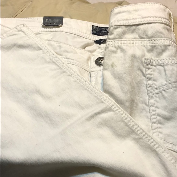 Silver Jeans | Pants & Jumpsuits | Silver Jeans White Capris | Poshmark